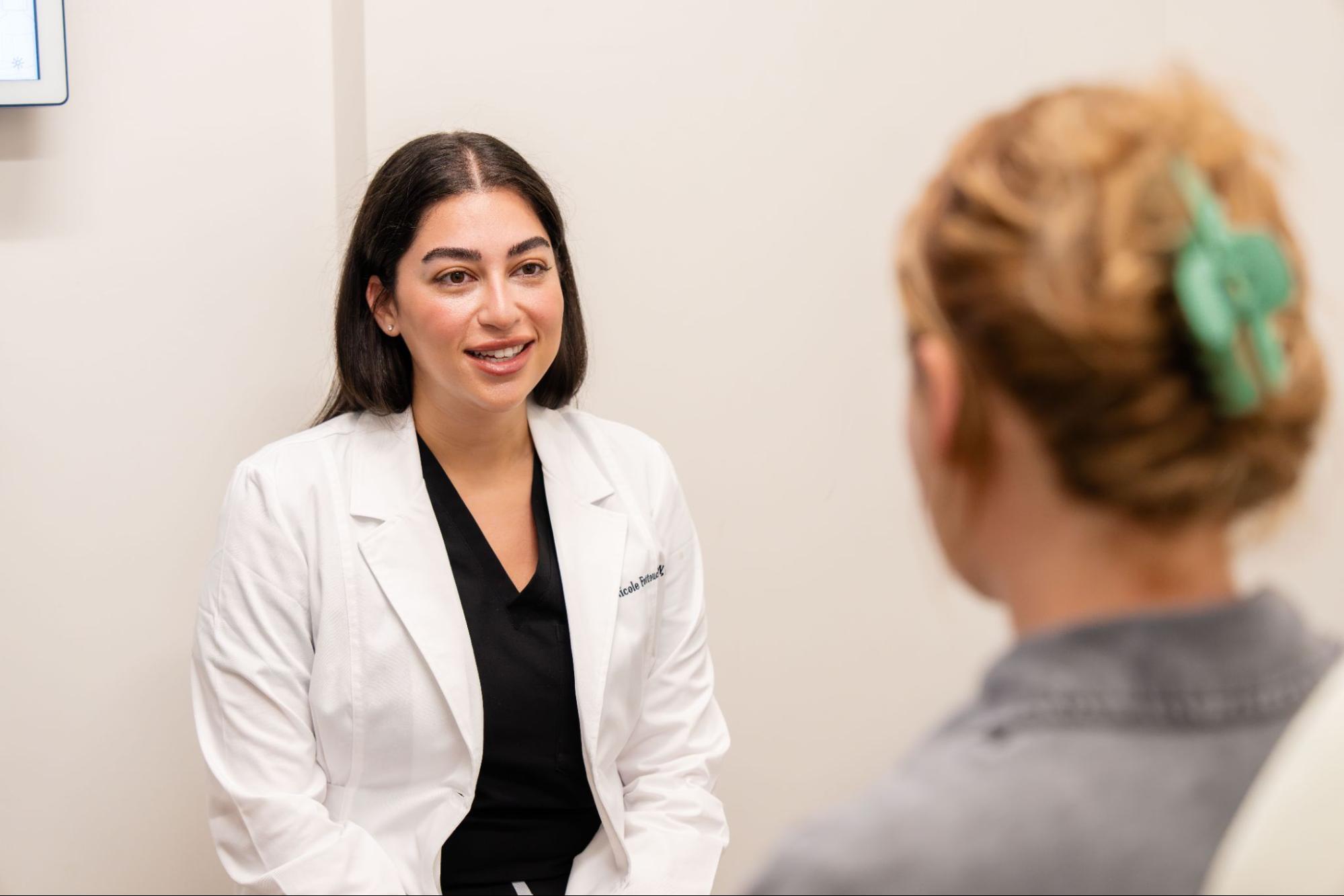 What to Expect During a Dermatologist Examination | SkinDC